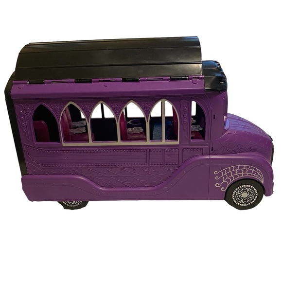 monster high | Toys | Monster High Doll Lot 4 Dolls Spa School Bus Cleo ...